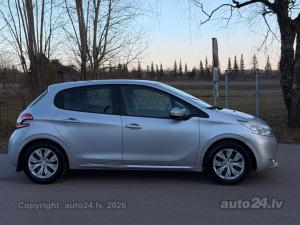 Peugeot 208 2014 Tartu, ar dzinēja tilpumu 1.20 L un nobraukumu 0 tūkst. km par 3300 €, foto 4 vietnē AUTOMOTO.COM.LV