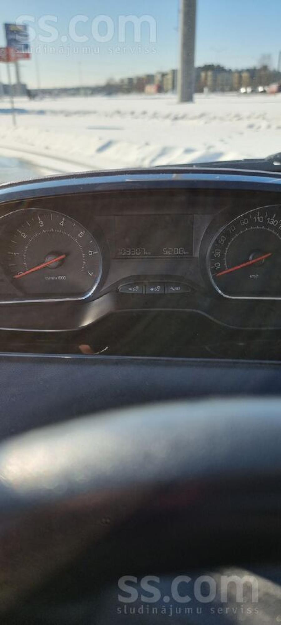 Peugeot 208 2014 in Riga, with an engine capacity of 1.20 L and mileage of 103 thousand km for 4950 €, photo 7 on AUTOMOTO.COM.LV
