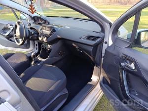Peugeot 208 2014 in Valmiera, with an engine capacity of 1.00 L and mileage of 109 thousand km for 3100 €, photo 10 on AUTOMOTO.COM.LV