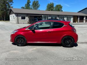 Peugeot 208 2014 in Rapla, with an engine capacity of 1.60 L and mileage of 210 thousand km for 6000 €, photo 9 on AUTOMOTO.COM.LV