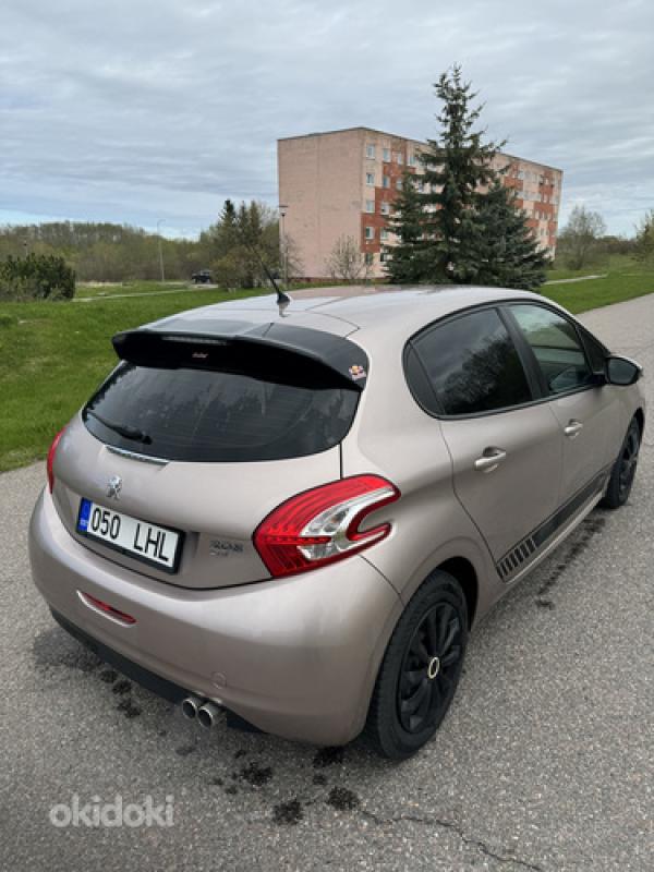 Peugeot 208 2014 Sillamē, ar dzinēja tilpumu 1.20 L un nobraukumu 168 tūkst. km par 3500 €, foto 3 vietnē AUTOMOTO.COM.LV