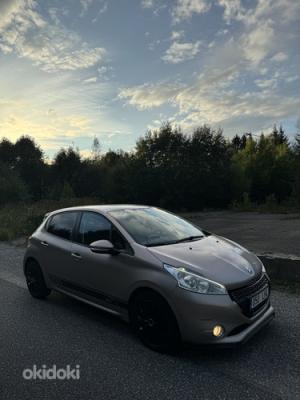 Peugeot 208 2014 Sillamē, ar dzinēja tilpumu 1.20 L un nobraukumu 168 tūkst. km par 3500 €, foto 6 vietnē AUTOMOTO.COM.LV