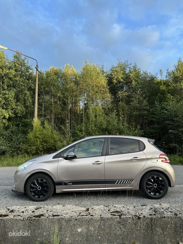 Peugeot 208 2014 Sillamē, ar dzinēja tilpumu 1.20 L un nobraukumu 168 tūkst. km par 3500 €, foto 9 vietnē AUTOMOTO.COM.LV