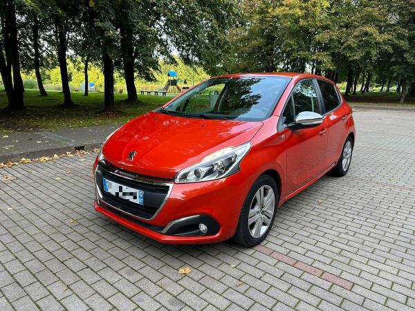 Peugeot 208 2016 Tauragė, ar dzinēja tilpumu 1.20 L un nobraukumu 119 tūkst. km par 3950 €, foto 1 vietnē AUTOMOTO.COM.LV