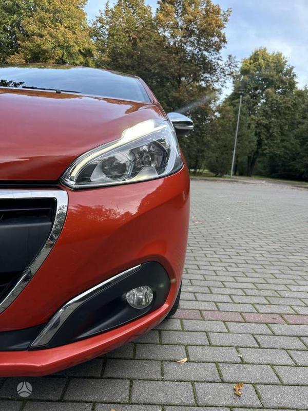 Peugeot 208 2016 Tauragė, ar dzinēja tilpumu 1.20 L un nobraukumu 119 tūkst. km par 3950 €, foto 10 vietnē AUTOMOTO.COM.LV