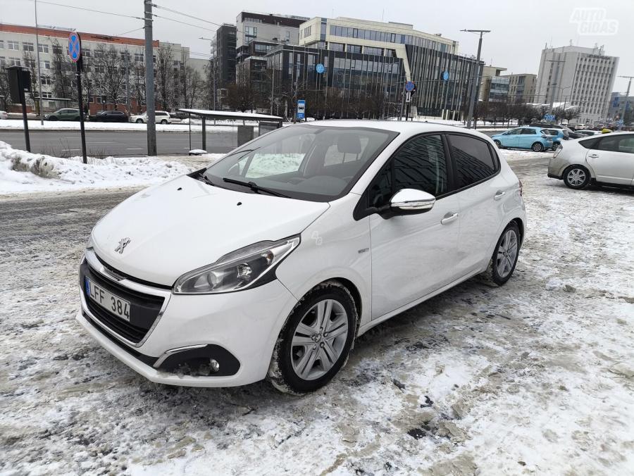 Peugeot 208 2017 Viļņa, ar dzinēja tilpumu 1.20 L un nobraukumu 120 tūkst. km par 2800 €, foto 3 vietnē AUTOMOTO.COM.LV