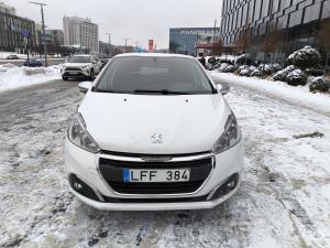 Peugeot 208 2017 in Vilnius, with an engine capacity of 1.20 L and mileage of 120 thousand km for 2800 €, photo 2 on AUTOMOTO.COM.LV