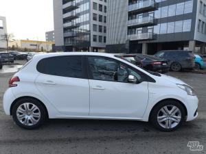 Peugeot 208 2017 in Vilnius, with an engine capacity of 1.20 L and mileage of 120 thousand km for 2700 €, photo 4 on AUTOMOTO.COM.LV