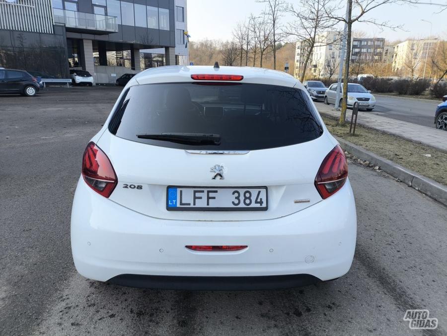 Peugeot 208 2017 Viļņa, ar dzinēja tilpumu 1.20 L un nobraukumu 120 tūkst. km par 2700 €, foto 7 vietnē AUTOMOTO.COM.LV