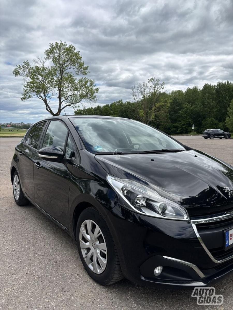 Peugeot 208 2017 Kauņa, ar dzinēja tilpumu 1.60 L un nobraukumu 215 tūkst. km par 5200 €, foto 1 vietnē AUTOMOTO.COM.LV