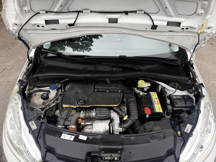 Peugeot 208 2017 in Kaunas, with an engine capacity of 1.60 L and mileage of 105 thousand km for 4500 €, photo 18 on AUTOMOTO.COM.LV