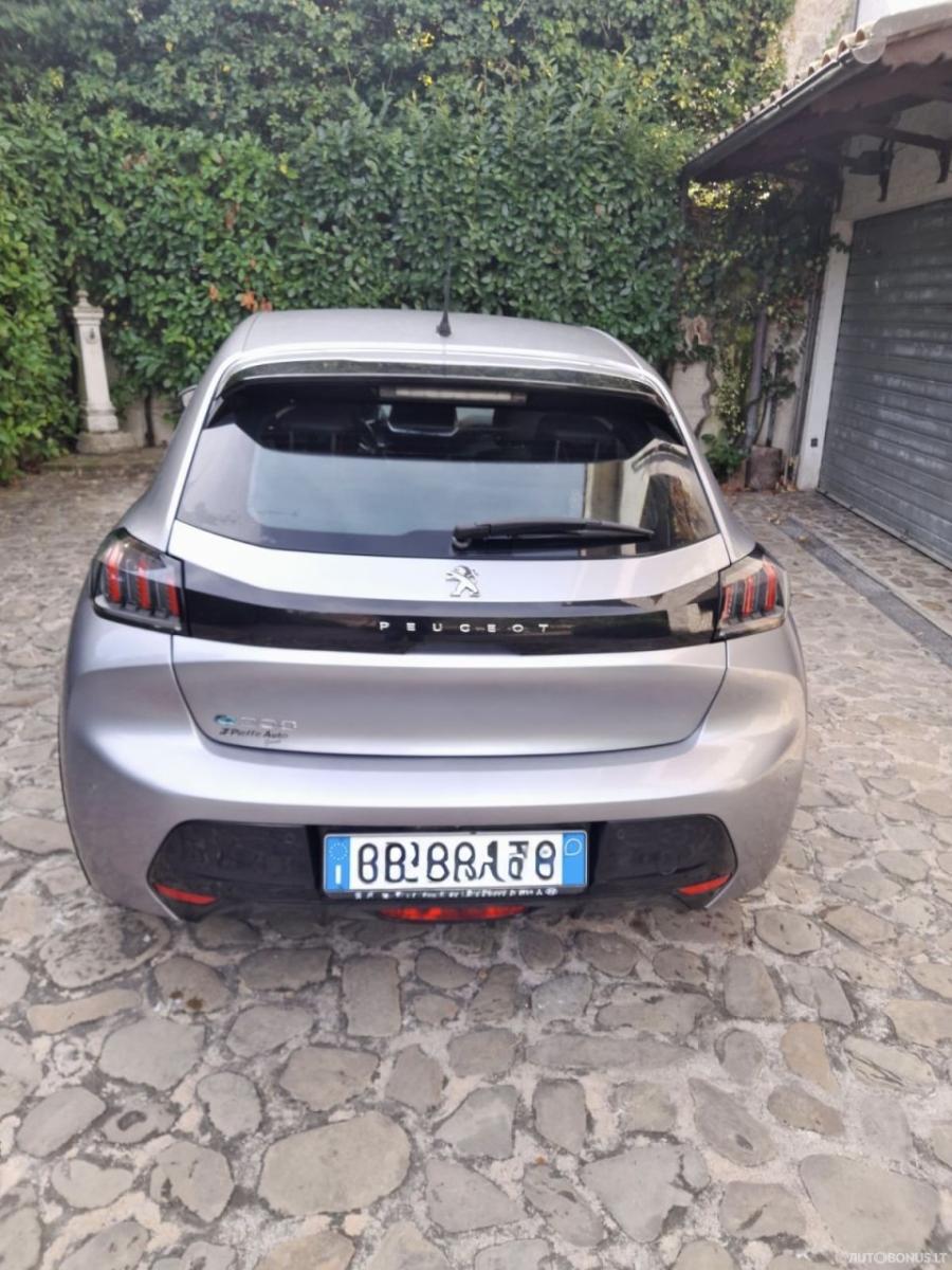 Peugeot 208 2020 in Utena, with an engine capacity of 0.00 L and mileage of 110 thousand km for 8950 €, photo 2 on AUTOMOTO.COM.LV