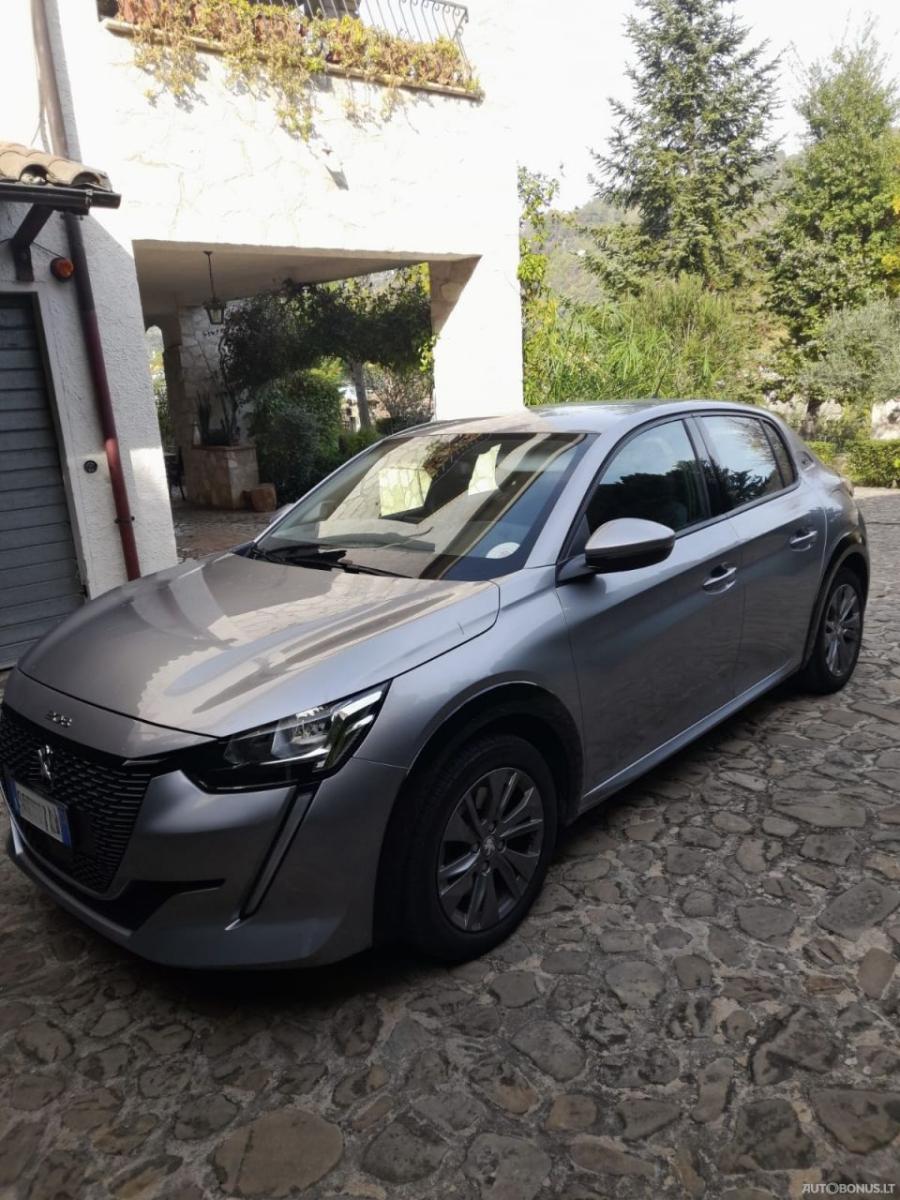 Peugeot 208 2020 in Utena, with an engine capacity of 0.00 L and mileage of 110 thousand km for 8950 €, photo 3 on AUTOMOTO.COM.LV
