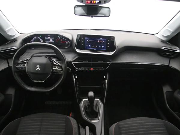 Peugeot 208 2020 in Vilnius, with an engine capacity of 1.20 L and mileage of 99 thousand km for 10599 €, photo 2 on AUTOMOTO.COM.LV
