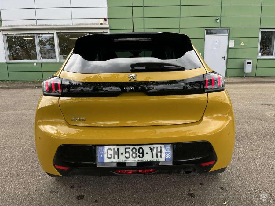 Peugeot 208 2021 in Siauliai, with an engine capacity of 1.20 L and mileage of 140 thousand km for 11450 €, photo 5 on AUTOMOTO.COM.LV