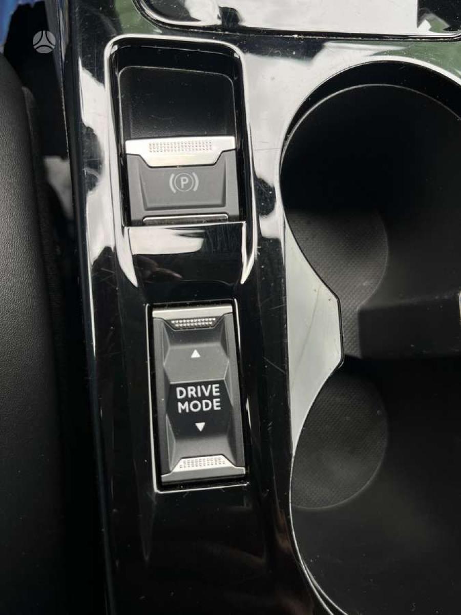 Peugeot 208 2021 in Siauliai, with an engine capacity of 1.20 L and mileage of 140 thousand km for 11450 €, photo 16 on AUTOMOTO.COM.LV