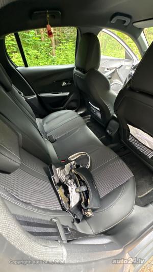 Peugeot 208 2021 Tallina, ar dzinēja tilpumu 1.20 L un nobraukumu 87 tūkst. km par 13300 €, foto 8 vietnē AUTOMOTO.COM.LV