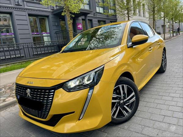 Peugeot 208 2021 in Taurage, with an engine capacity of 1.20 L and mileage of 140 thousand km for 10999 €, photo 1 on AUTOMOTO.COM.LV