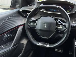 Peugeot 208 2021 in Riga, with an engine capacity of 0.00 L and mileage of 22 thousand km for 17280 €, photo 15 on AUTOMOTO.COM.LV