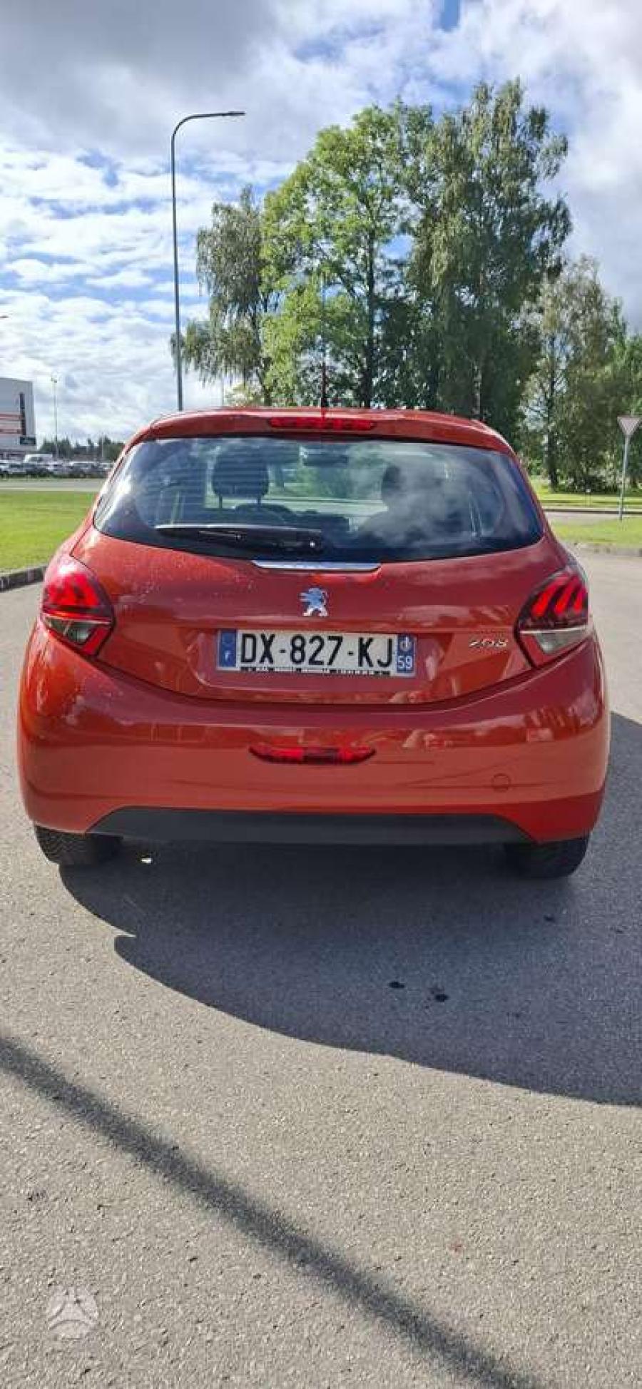 Oranžs Peugeot 208 2015 Tauragė, ar dzinēja tilpumu 1.60 L un nobraukumu 213 tūkst. km par 4200 €, foto 6 vietnē AUTOMOTO.COM.LV