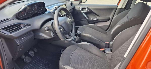 Peugeot 208 2015 Tauragė vietnē Oranžs Peugeot 208 2015 Tauragė, ar dzinēja tilpumu 1.60 L un nobraukumu 213 tūkst. km par 4200 €, foto 8 vietnē AUTOMOTO.COM.LV
