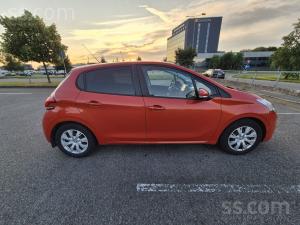 Oranžs Peugeot 208 2016 Rīga, ar dzinēja tilpumu 1.20 L un nobraukumu 74 tūkst. km par 5600 €, foto 3 vietnē AUTOMOTO.COM.LV
