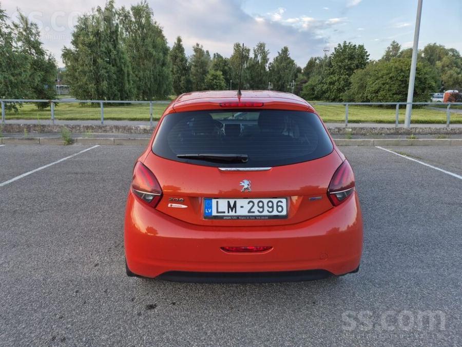 Oranžs Peugeot 208 2016 Rīga, ar dzinēja tilpumu 1.20 L un nobraukumu 74 tūkst. km par 5600 €, foto 8 vietnē AUTOMOTO.COM.LV