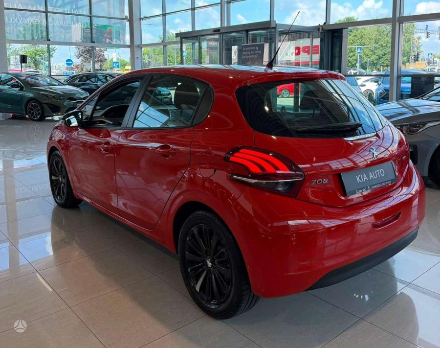 Oranžs Peugeot 208 2017 Viļņa, ar dzinēja tilpumu 1.20 L un nobraukumu 9 tūkst. km par 8900 €, foto 17 vietnē AUTOMOTO.COM.LV