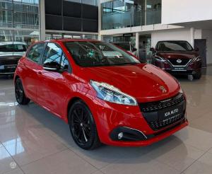 Oranžs Peugeot 208 2017 Viļņa, ar dzinēja tilpumu 1.20 L un nobraukumu 9 tūkst. km par 8900 €, foto 18 vietnē AUTOMOTO.COM.LV