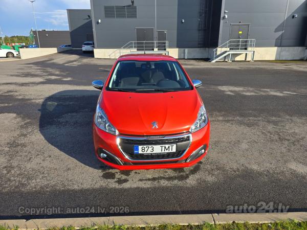 Peugeot 208 2017 in Tallinn on AUTOMOTO.COM.LV Orange Peugeot 208 2017 in Tallinn, with an engine capacity of 1.20 L and mileage of 38 thousand km for 4999 €, photo 6 on AUTOMOTO.COM.LV