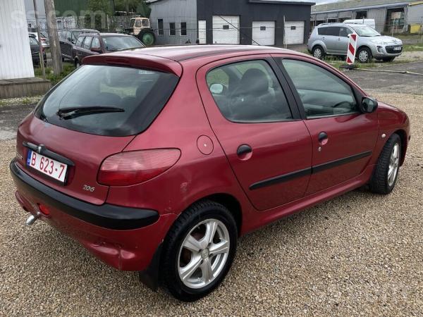 Sarkans Peugeot 208 2002 Rīga, ar dzinēja tilpumu 1.90 L un nobraukumu 313 tūkst. km par 950 €, foto 2 vietnē AUTOMOTO.COM.LV