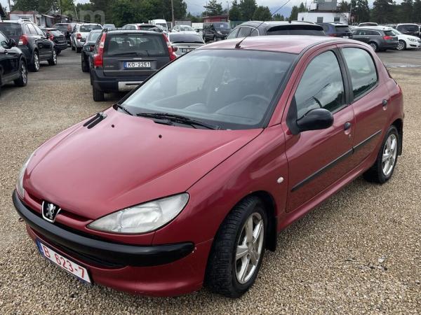 Sarkans Peugeot 208 2002 Rīga, ar dzinēja tilpumu 1.90 L un nobraukumu 313 tūkst. km par 950 €, foto 4 vietnē AUTOMOTO.COM.LV