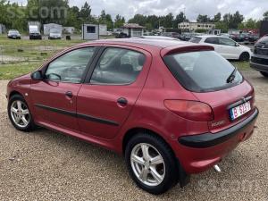 Red Peugeot 208 2002 in Riga, with an engine capacity of 1.90 L and mileage of 315 thousand km for 950 €, photo 4 on AUTOMOTO.COM.LV