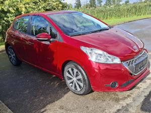 Sarkans Peugeot 208 2012 Ukmergė, ar dzinēja tilpumu 1.40 L un nobraukumu 250 tūkst. km par 3950 €, foto 3 vietnē AUTOMOTO.COM.LV