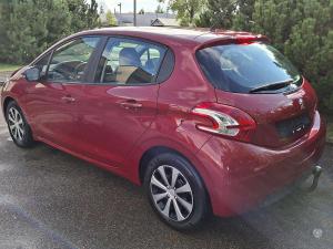 Sarkans Peugeot 208 2012 Ukmergė, ar dzinēja tilpumu 1.40 L un nobraukumu 250 tūkst. km par 3950 €, foto 4 vietnē AUTOMOTO.COM.LV