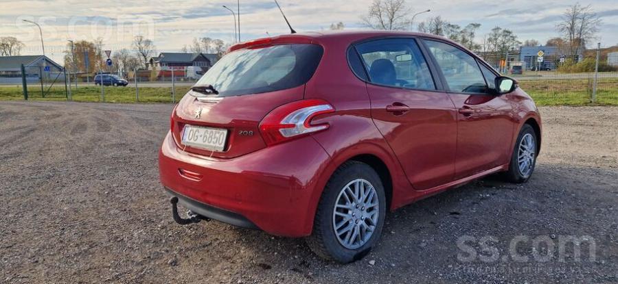 Sarkans Peugeot 208 2013 Daugavpils, ar dzinēja tilpumu 1.20 L un nobraukumu 0 tūkst. km par 3650 €, foto 6 vietnē AUTOMOTO.COM.LV
