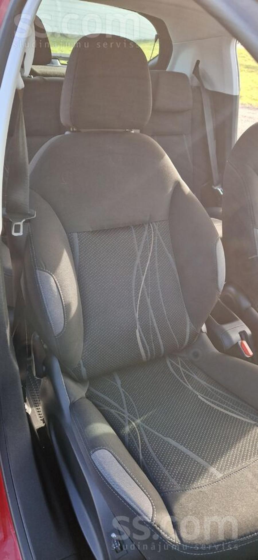 Sarkans Peugeot 208 2013 Daugavpils, ar dzinēja tilpumu 1.20 L un nobraukumu 0 tūkst. km par 3650 €, foto 24 vietnē AUTOMOTO.COM.LV