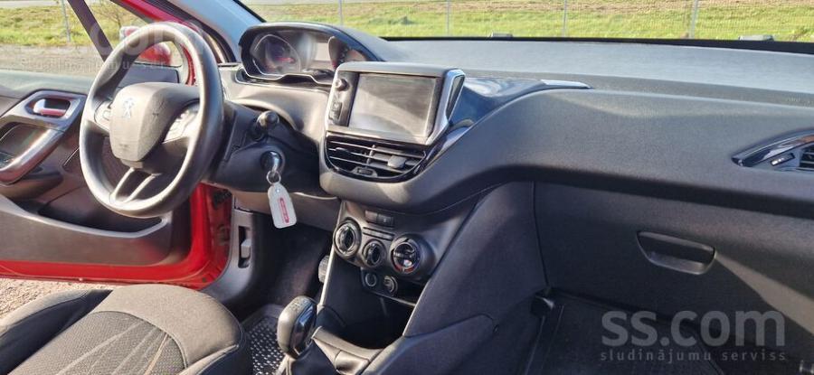 Sarkans Peugeot 208 2013 Daugavpils, ar dzinēja tilpumu 1.20 L un nobraukumu 0 tūkst. km par 3650 €, foto 25 vietnē AUTOMOTO.COM.LV