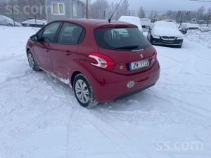 Red Peugeot 208 2014 in Riga, with an engine capacity of 1.20 L and mileage of 0 thousand km for 3499 €, photo 3 on AUTOMOTO.COM.LV