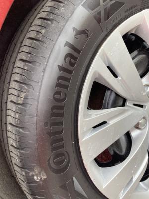 Sarkans Peugeot 208 2015 Tallina, ar dzinēja tilpumu 0.00 L un nobraukumu 150 tūkst. km par 4900 €, foto 8 vietnē AUTOMOTO.COM.LV