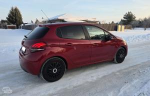 Sarkans Peugeot 208 2016 Klaipėda, ar dzinēja tilpumu 1.20 L un nobraukumu 121 tūkst. km par 7000 €, foto 2 vietnē AUTOMOTO.COM.LV