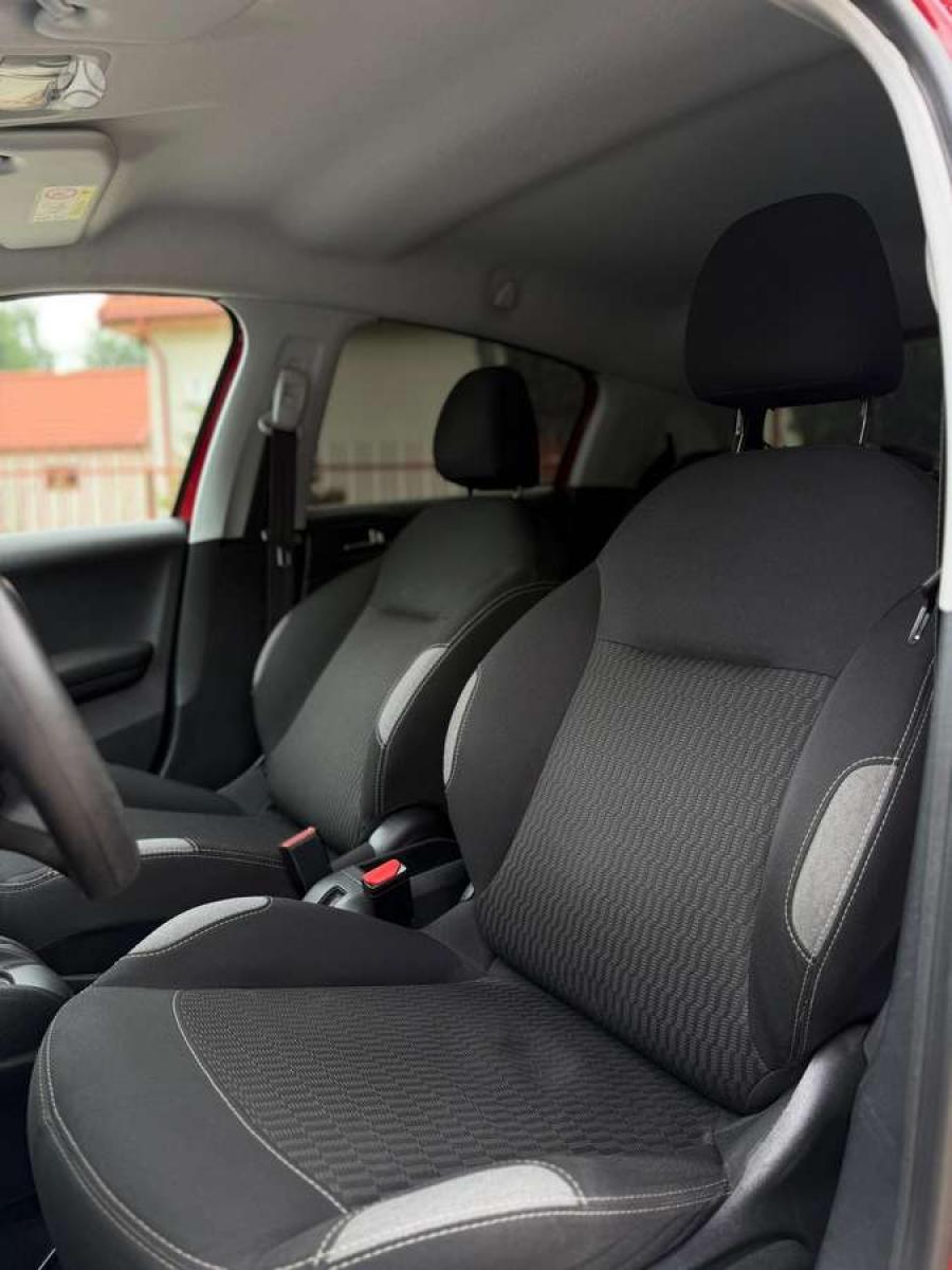 Sarkans Peugeot 208 2016 Viļņa, ar dzinēja tilpumu 0.00 L un nobraukumu 123 tūkst. km par 5500 €, foto 15 vietnē AUTOMOTO.COM.LV