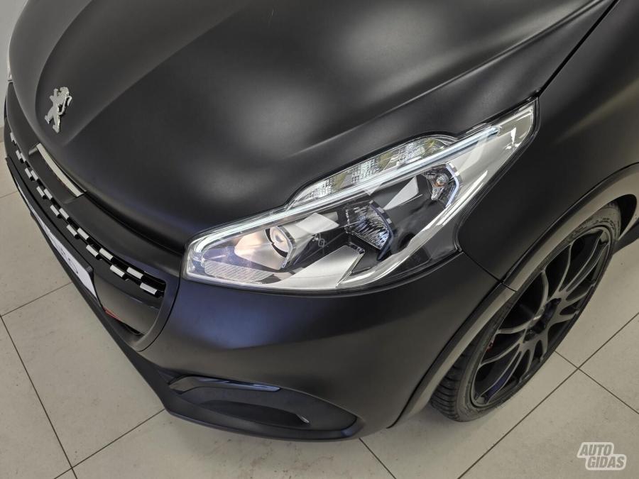 Sarkans Peugeot 208 2016 Viļņa, ar dzinēja tilpumu 1.60 L un nobraukumu 78 tūkst. km par 13990 €, foto 5 vietnē AUTOMOTO.COM.LV