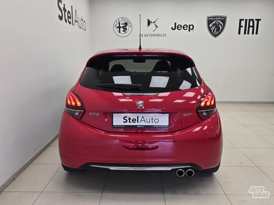 Sarkans Peugeot 208 2016 Viļņa, ar dzinēja tilpumu 1.60 L un nobraukumu 78 tūkst. km par 13990 €, foto 8 vietnē AUTOMOTO.COM.LV