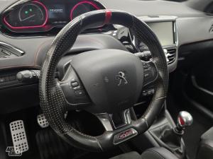Sarkans Peugeot 208 2016 Viļņa, ar dzinēja tilpumu 1.60 L un nobraukumu 78 tūkst. km par 13990 €, foto 12 vietnē AUTOMOTO.COM.LV