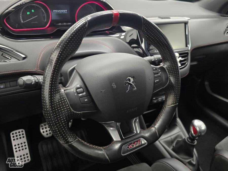 Sarkans Peugeot 208 2016 Viļņa, ar dzinēja tilpumu 1.60 L un nobraukumu 78 tūkst. km par 13990 €, foto 12 vietnē AUTOMOTO.COM.LV