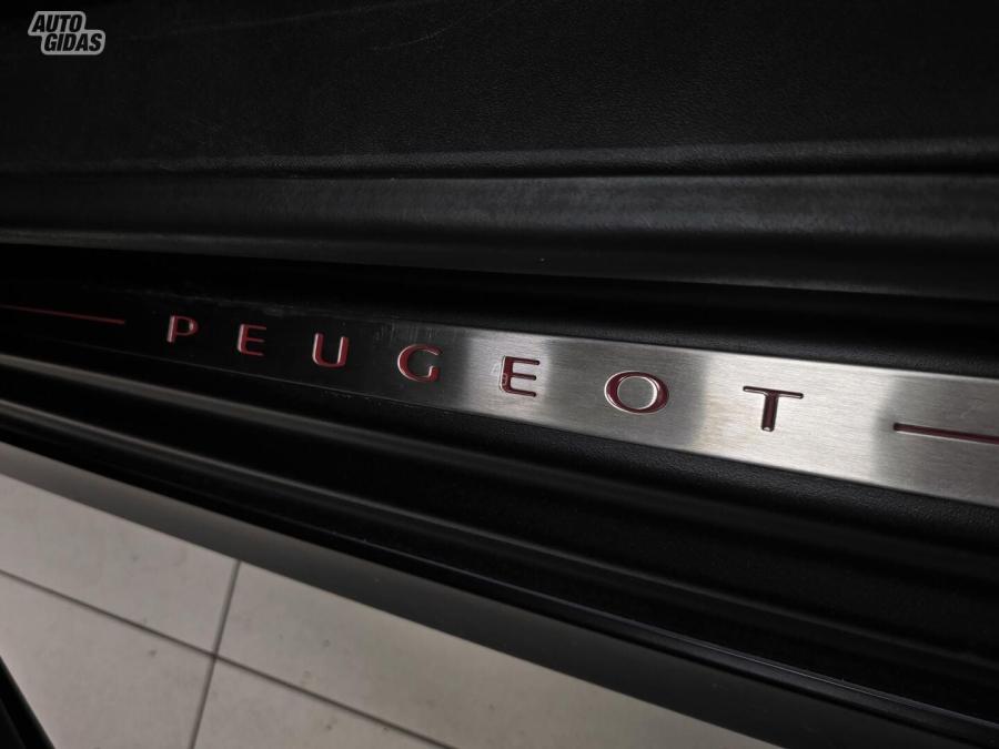 Sarkans Peugeot 208 2016 Viļņa, ar dzinēja tilpumu 1.60 L un nobraukumu 78 tūkst. km par 13990 €, foto 17 vietnē AUTOMOTO.COM.LV
