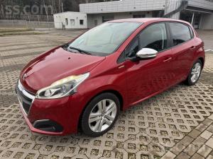 Sarkans Peugeot 208 2017 Rīga, ar dzinēja tilpumu 1.20 L un nobraukumu 126 tūkst. km par 4950 €, foto  vietnē AUTOMOTO.COM.LV