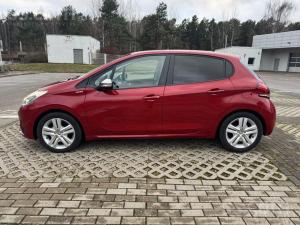 Sarkans Peugeot 208 2017 Rīga, ar dzinēja tilpumu 1.20 L un nobraukumu 126 tūkst. km par 4950 €, foto 3 vietnē AUTOMOTO.COM.LV