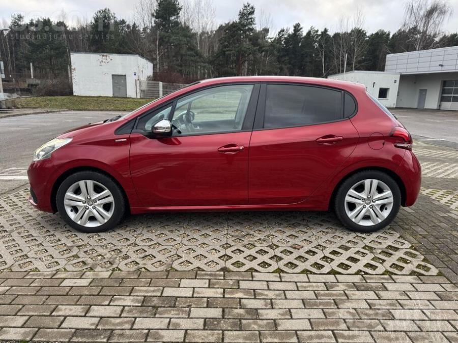 Sarkans Peugeot 208 2017 Rīga, ar dzinēja tilpumu 1.20 L un nobraukumu 126 tūkst. km par 4950 €, foto 3 vietnē AUTOMOTO.COM.LV